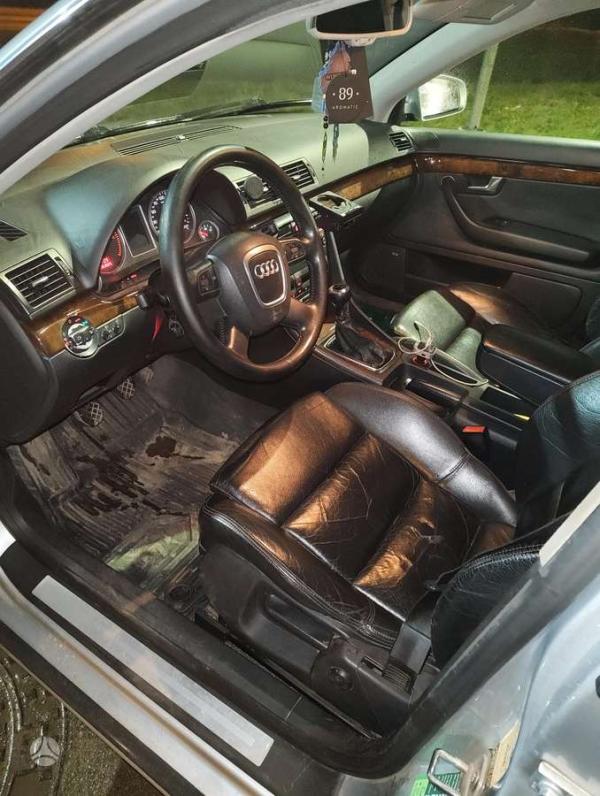 Pelēks Audi A4 2005 Kuršėnai, ar dzinēja tilpumu 1.99 L un nobraukumu 480 tūkst. km par 1800 €, foto 5 vietnē AUTOMOTO.COM.LV