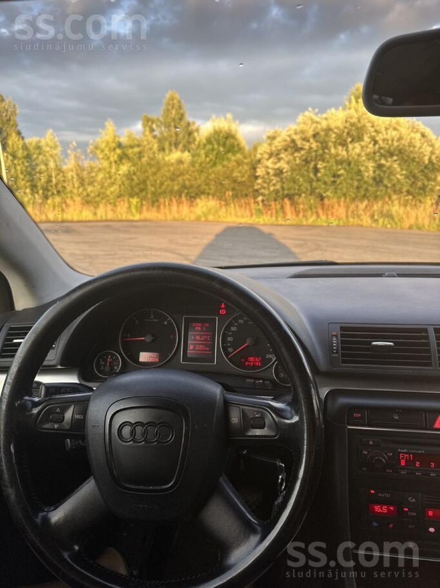 Grey Audi A4 2005 in Rezekne, with an engine capacity of 3.00 L and mileage of 344 thousand km for 2750 €, photo 5 on AUTOMOTO.COM.LV