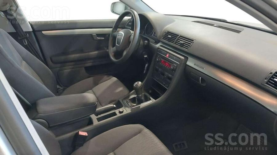 Grey Audi A4 2005 in Riga, with an engine capacity of 1.80 L and mileage of 175 thousand km for 3300 €, photo 6 on AUTOMOTO.COM.LV