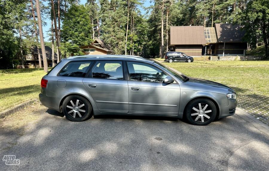 Pelēks Audi A4 2005 Ignalina, ar dzinēja tilpumu 2.00 L un nobraukumu 367 tūkst. km par 2500 €, foto 3 vietnē AUTOMOTO.COM.LV