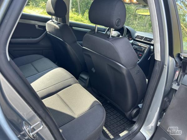 Grey Audi A4 2005 in Ignalina, with an engine capacity of 2.00 L and mileage of 367 thousand km for 2500 €, photo 10 on AUTOMOTO.COM.LV