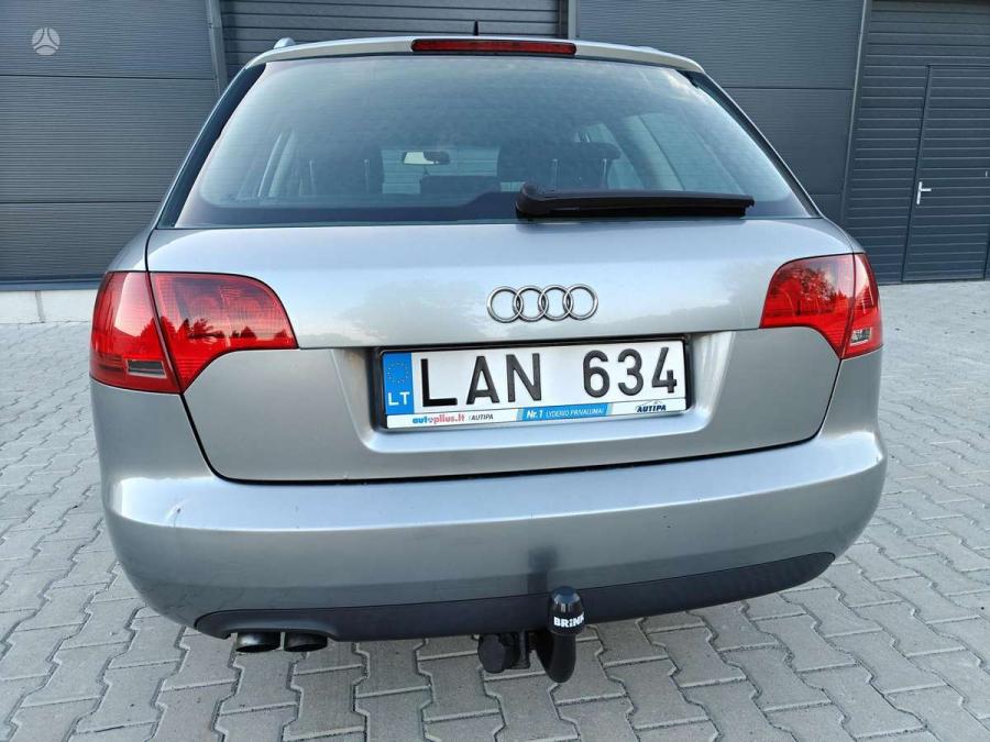 Grey Audi A4 2005 in Utena, with an engine capacity of 1.90 L and mileage of 300 thousand km for 2700 €, photo 5 on AUTOMOTO.COM.LV