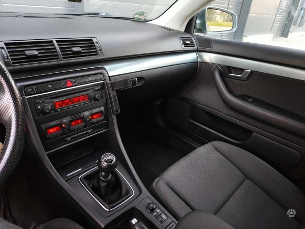 Grey Audi A4 2005 in Utena, with an engine capacity of 1.90 L and mileage of 300 thousand km for 2700 €, photo 8 on AUTOMOTO.COM.LV