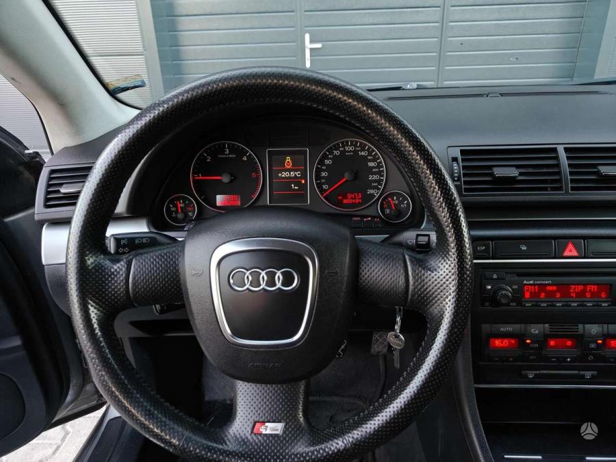 Grey Audi A4 2005 in Utena, with an engine capacity of 1.90 L and mileage of 300 thousand km for 2700 €, photo 10 on AUTOMOTO.COM.LV