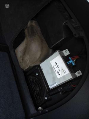 Grey Audi A4 2005 in Utena, with an engine capacity of 1.90 L and mileage of 300 thousand km for 2700 €, photo 16 on AUTOMOTO.COM.LV