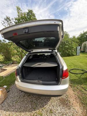Pelēks Audi A4 2005 Rīga, ar dzinēja tilpumu 2.00 L un nobraukumu 381 tūkst. km par 2000 €, foto 6 vietnē AUTOMOTO.COM.LV