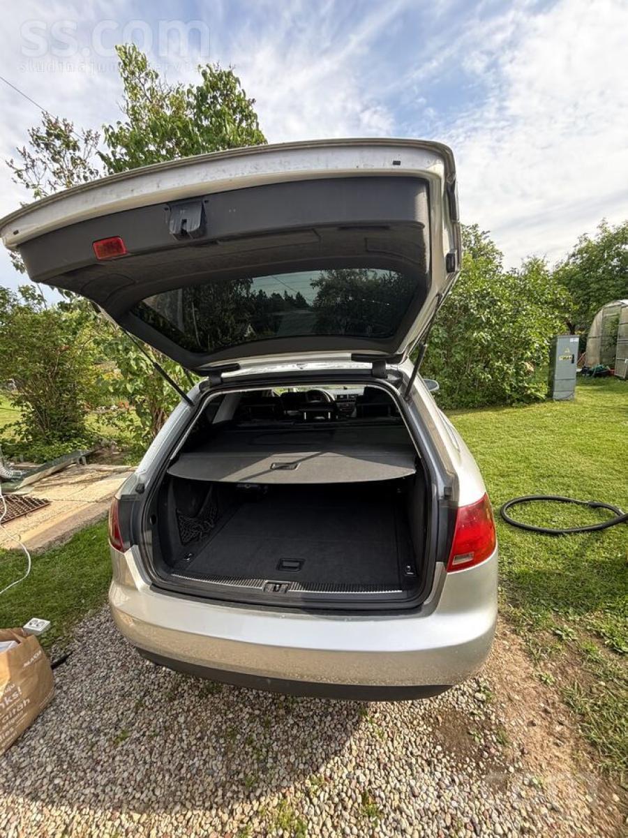 Pelēks Audi A4 2005 Rīga, ar dzinēja tilpumu 2.00 L un nobraukumu 381 tūkst. km par 2000 €, foto 6 vietnē AUTOMOTO.COM.LV