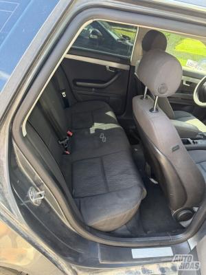 Pelēks Audi A4 2005 Viļņa, ar dzinēja tilpumu 1.90 L un nobraukumu 315 tūkst. km par 1700 €, foto 8 vietnē AUTOMOTO.COM.LV