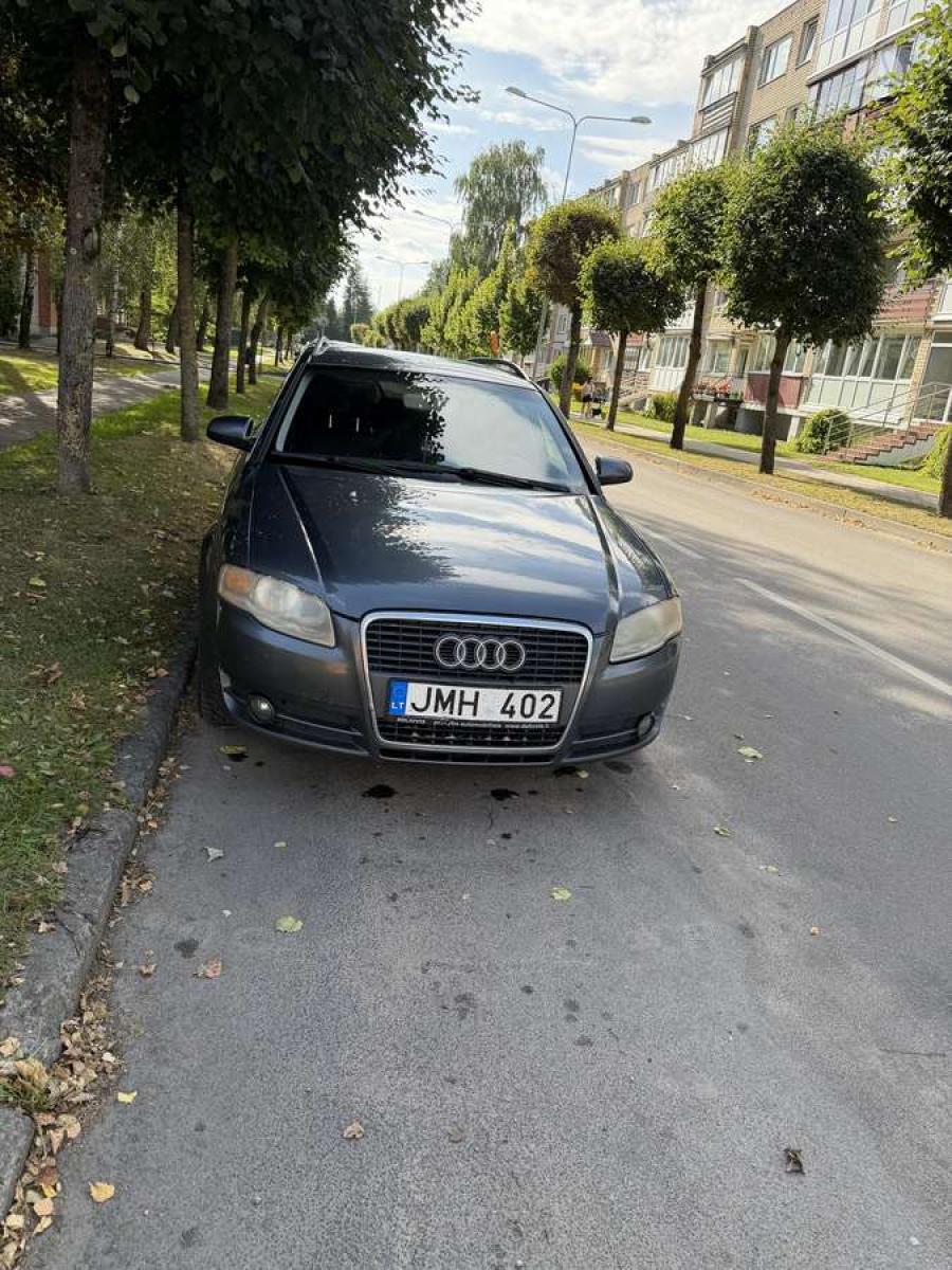 Pelēks Audi A4 2005 Rokiškis, ar dzinēja tilpumu 1.90 L un nobraukumu 315 tūkst. km par 1700 €, foto 10 vietnē AUTOMOTO.COM.LV