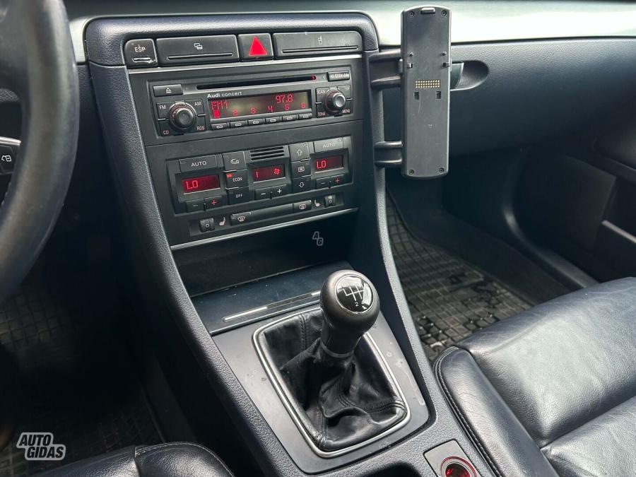 Grey Audi A4 2005 in Vilnius, with an engine capacity of 2.00 L and mileage of 406 thousand km for 1600 €, photo 12 on AUTOMOTO.COM.LV
