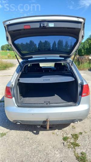 Pelēks Audi A4 2005 Rēzekne, ar dzinēja tilpumu 3.00 L un nobraukumu 436 tūkst. km par 3500 €, foto 3 vietnē AUTOMOTO.COM.LV