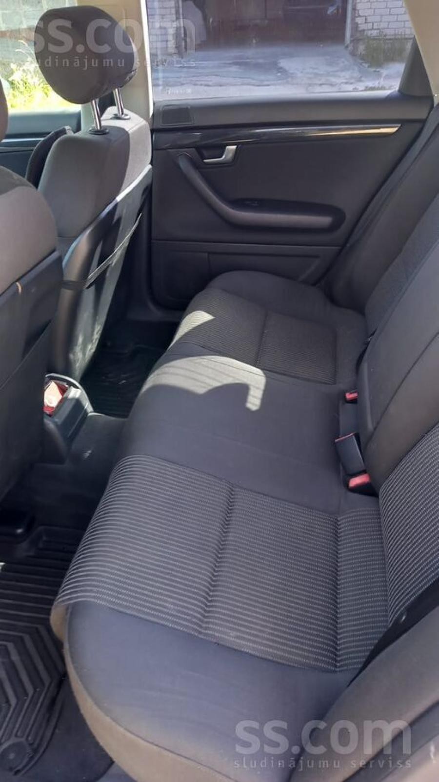 Pelēks Audi A4 2005 Rēzekne, ar dzinēja tilpumu 3.00 L un nobraukumu 436 tūkst. km par 3500 €, foto 6 vietnē AUTOMOTO.COM.LV