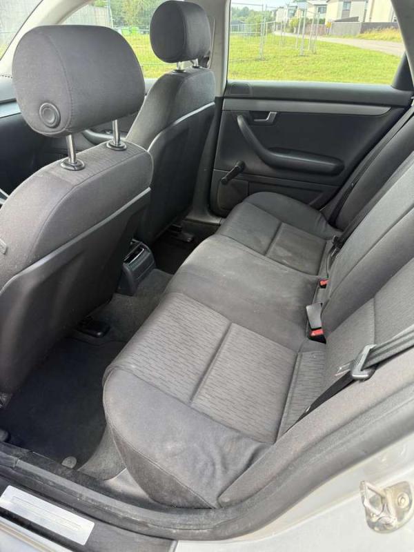 Grey Audi A4 2005 in Kaunas, with an engine capacity of 1.90 L and mileage of 215 thousand km for 2650 €, photo 8 on AUTOMOTO.COM.LV