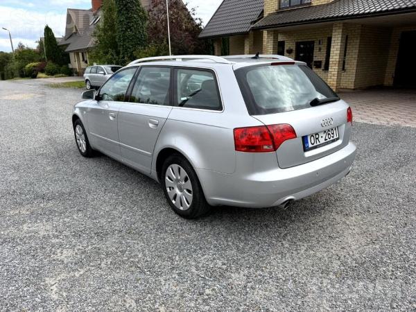 Audi A4 2005 in Saldus on AUTOMOTO.COM.LV Grey Audi A4 2005 in Saldus, with an engine capacity of 1.80 L and mileage of 304 thousand km for 3450 €, photo 8 on AUTOMOTO.COM.LV