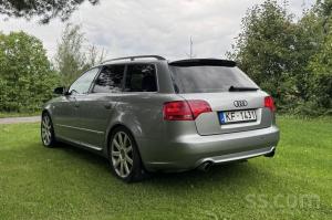 Pelēks Audi A4 2005 Rīga, ar dzinēja tilpumu 2.00 L un nobraukumu 365 tūkst. km par 3000 €, foto 4 vietnē AUTOMOTO.COM.LV