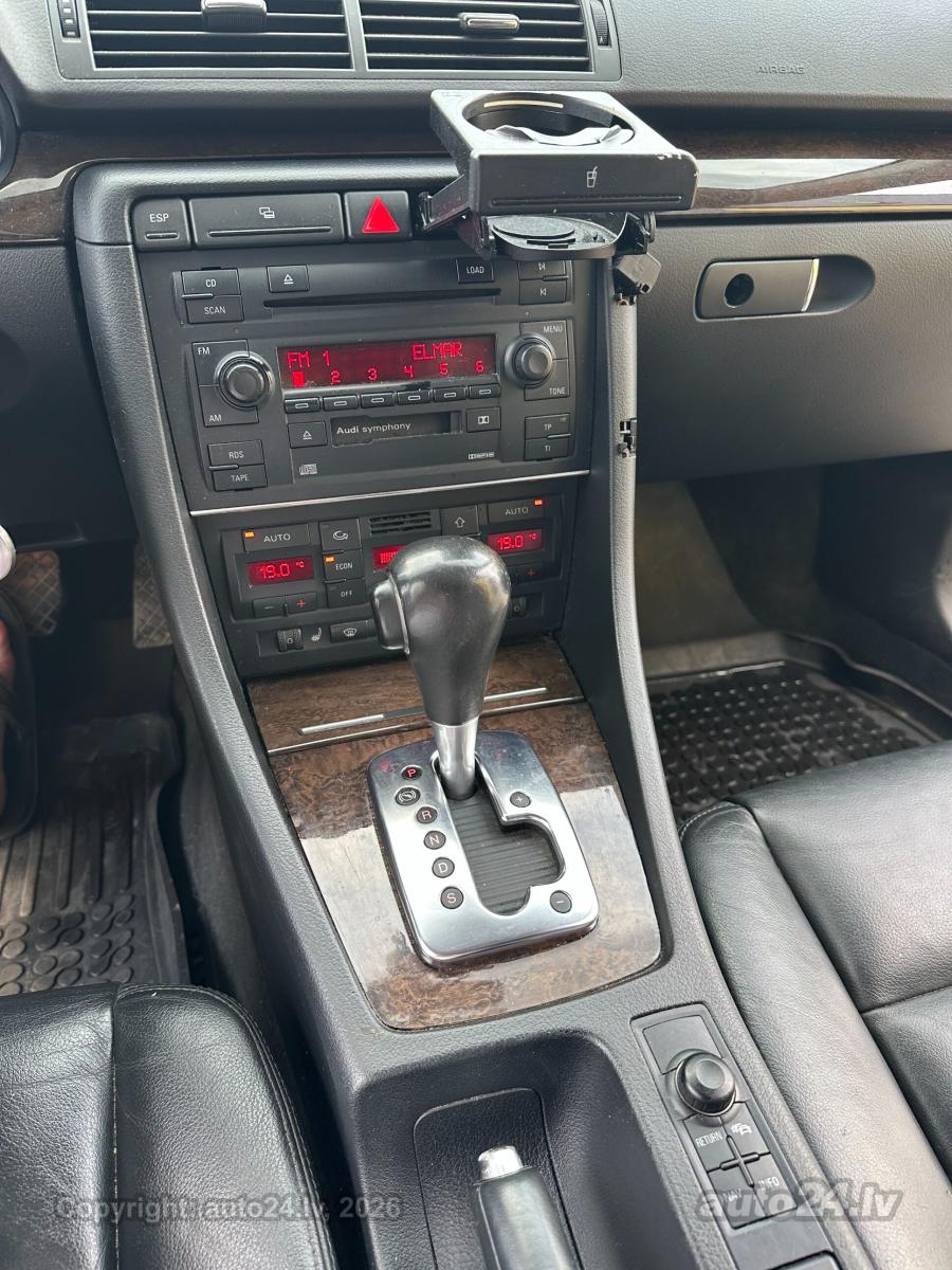 Pelēks Audi A4 2005 Tartu, ar dzinēja tilpumu 2.50 L un nobraukumu 343 tūkst. km par 1500 €, foto 8 vietnē AUTOMOTO.COM.LV