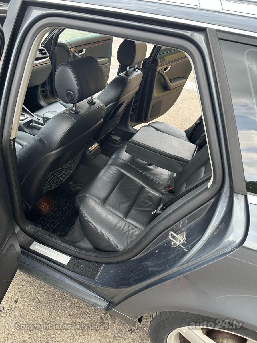 Pelēks Audi A4 2005 Tartu, ar dzinēja tilpumu 2.50 L un nobraukumu 343 tūkst. km par 1500 €, foto 10 vietnē AUTOMOTO.COM.LV