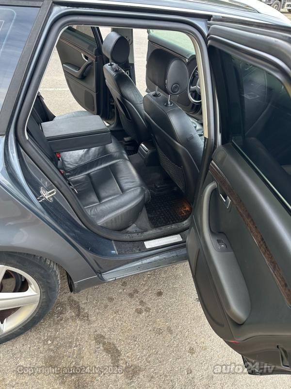 Pelēks Audi A4 2005 Tartu, ar dzinēja tilpumu 2.50 L un nobraukumu 343 tūkst. km par 1500 €, foto 11 vietnē AUTOMOTO.COM.LV