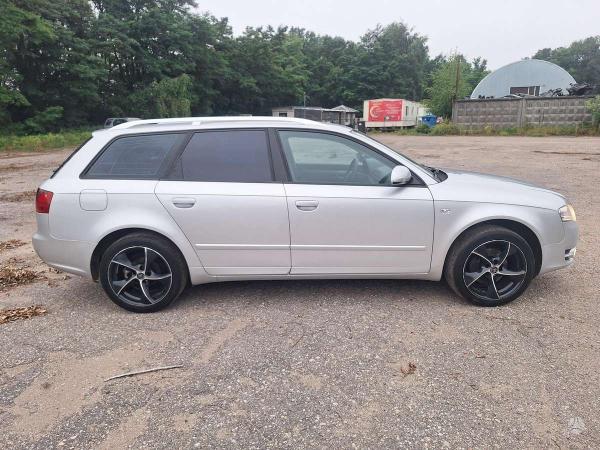 Audi A4 2005 in Prienai on AUTOMOTO.COM.LV Grey Audi A4 2005 in Prienai, with an engine capacity of 1.99 L and mileage of 296 thousand km for 2399 €, photo 8 on AUTOMOTO.COM.LV