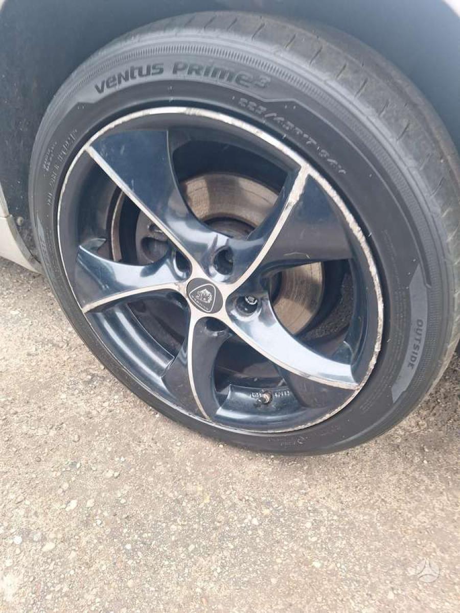 Pelēks Audi A4 2005 Prienai, ar dzinēja tilpumu 1.99 L un nobraukumu 296 tūkst. km par 2399 €, foto 19 vietnē AUTOMOTO.COM.LV