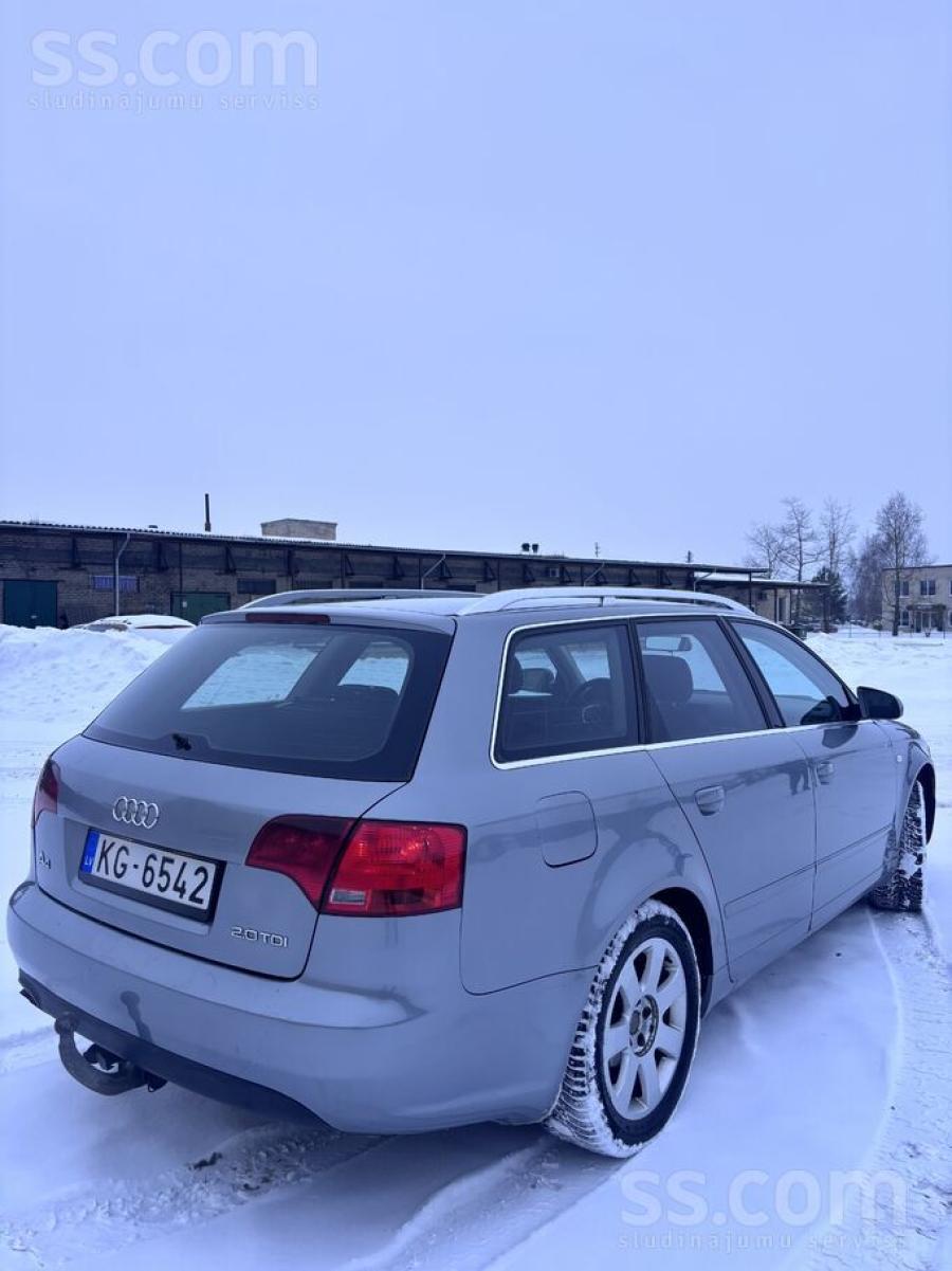 Grey Audi A4 2005 in Bauska, with an engine capacity of 2.00 L and mileage of 394 thousand km for 2490 €, photo 4 on AUTOMOTO.COM.LV