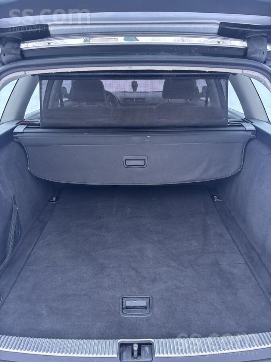 Grey Audi A4 2005 in Bauska, with an engine capacity of 2.00 L and mileage of 394 thousand km for 2490 €, photo 16 on AUTOMOTO.COM.LV