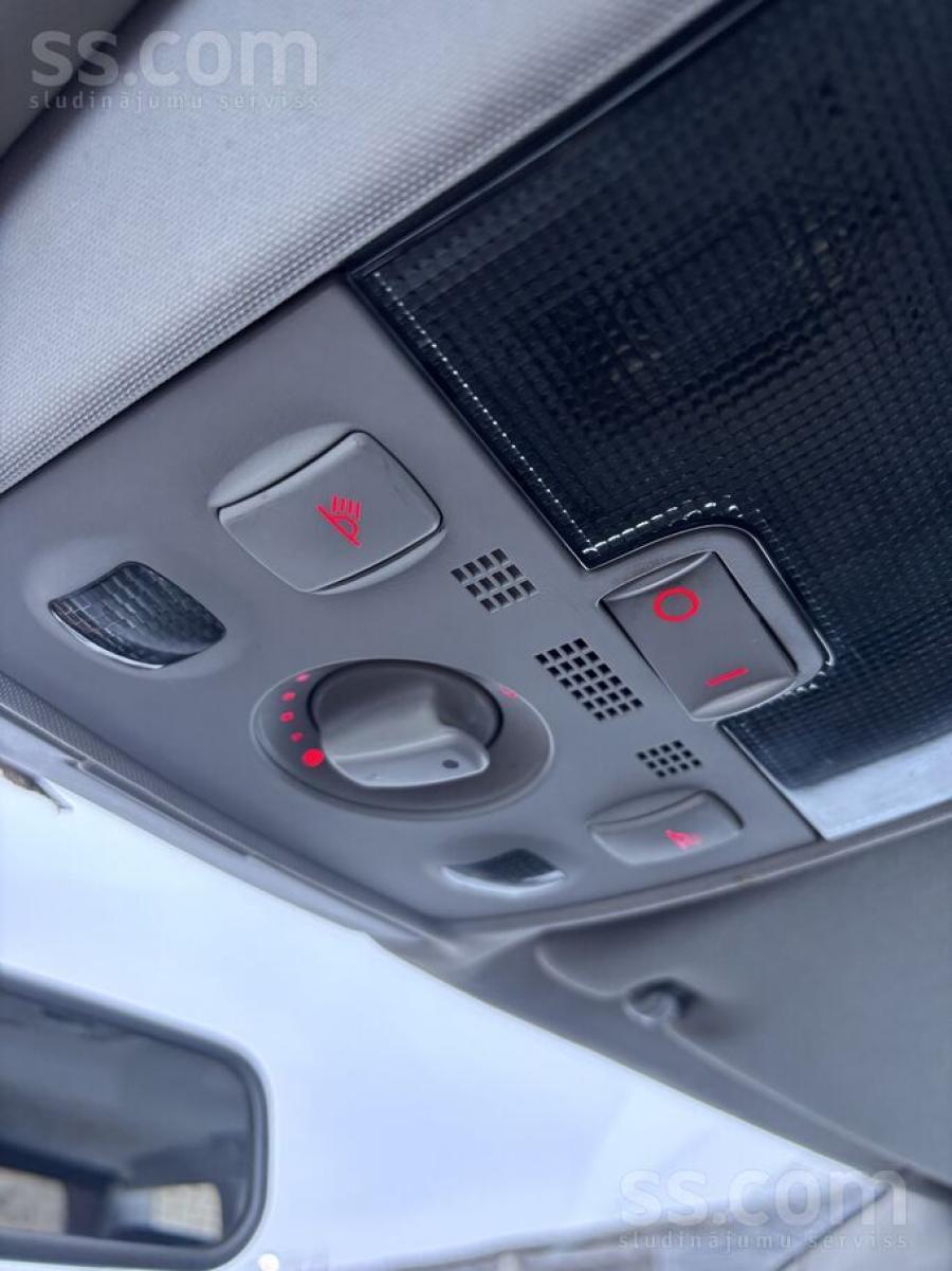 Grey Audi A4 2005 in Bauska, with an engine capacity of 2.00 L and mileage of 394 thousand km for 2490 €, photo 21 on AUTOMOTO.COM.LV