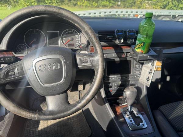 Grey Audi A4 2005 in Birzai, with an engine capacity of 2.50 L and mileage of 390 thousand km for 750 €, photo 9 on AUTOMOTO.COM.LV