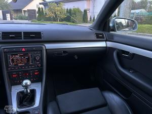 Pelēks Audi A4 2005 Viļņa, ar dzinēja tilpumu 2.50 L un nobraukumu 483 tūkst. km par 1550 €, foto 17 vietnē AUTOMOTO.COM.LV
