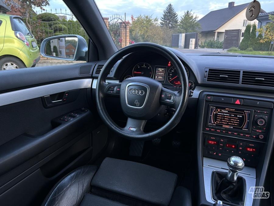 Pelēks Audi A4 2005 Viļņa, ar dzinēja tilpumu 2.50 L un nobraukumu 483 tūkst. km par 1550 €, foto 18 vietnē AUTOMOTO.COM.LV