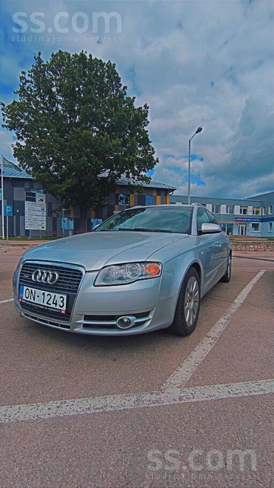Pelēks Audi A4 2005 Rēzekne, ar dzinēja tilpumu 3.00 L un nobraukumu 436 tūkst. km par 2500 €, foto 4 vietnē AUTOMOTO.COM.LV