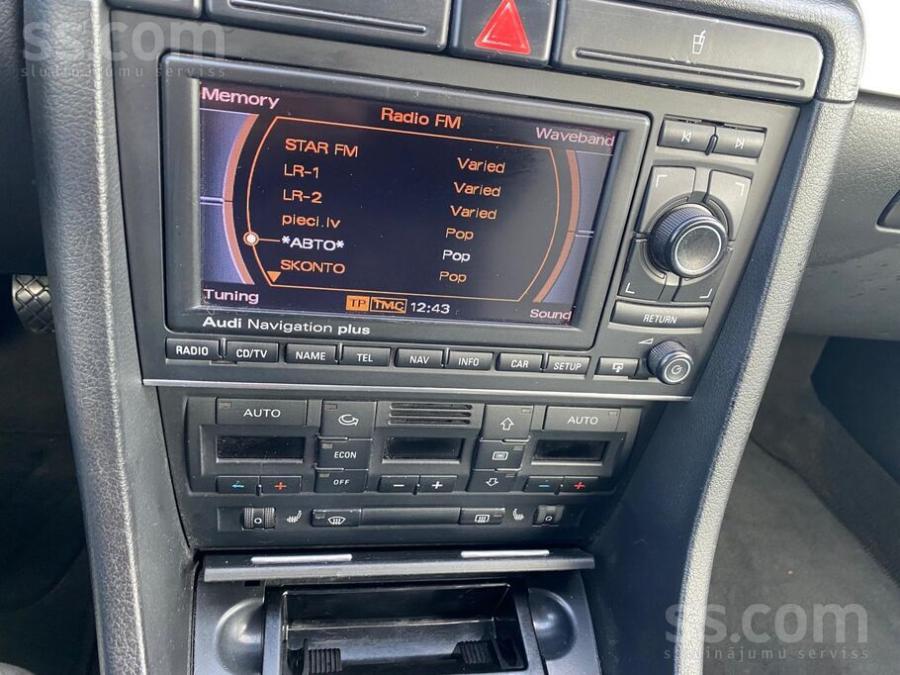 Grey Audi A4 2005 in Riga, with an engine capacity of 2.00 L and mileage of 290 thousand km for 2490 €, photo 17 on AUTOMOTO.COM.LV