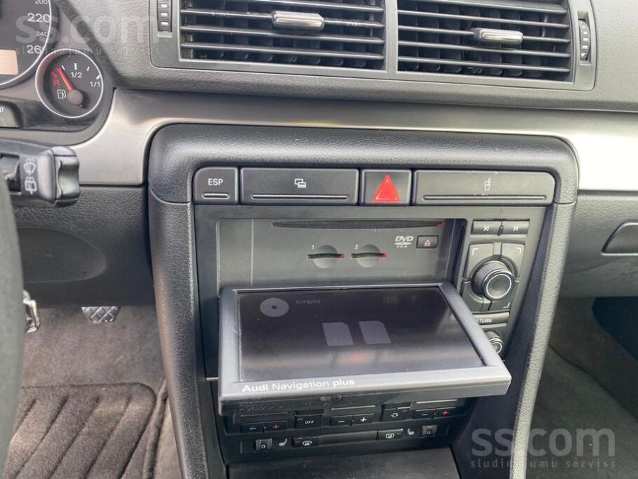 Grey Audi A4 2005 in Riga, with an engine capacity of 2.00 L and mileage of 290 thousand km for 2490 €, photo 18 on AUTOMOTO.COM.LV