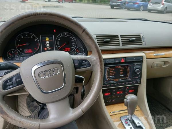 Audi A4 2005 Rīga vietnē Pelēks Audi A4 2005 Rīga, ar dzinēja tilpumu 2.00 L un nobraukumu 0 tūkst. km par 2200 €, foto 9 vietnē AUTOMOTO.COM.LV