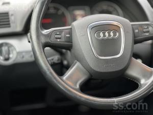 Pelēks Audi A4 2006 Rīga, ar dzinēja tilpumu 2.00 L un nobraukumu 290 tūkst. km par 2350 €, foto 5 vietnē AUTOMOTO.COM.LV