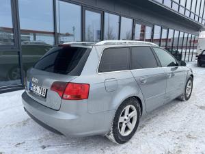 Pelēks Audi A4 2006 Panevēža, ar dzinēja tilpumu 2.00 L un nobraukumu 400 tūkst. km par 1650 €, foto 8 vietnē AUTOMOTO.COM.LV