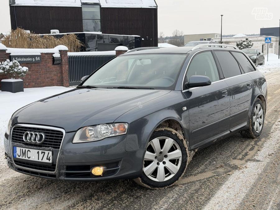 Pelēks Audi A4 2006 Alīta, ar dzinēja tilpumu 2.00 L un nobraukumu 388 tūkst. km par 3150 €, foto 1 vietnē AUTOMOTO.COM.LV