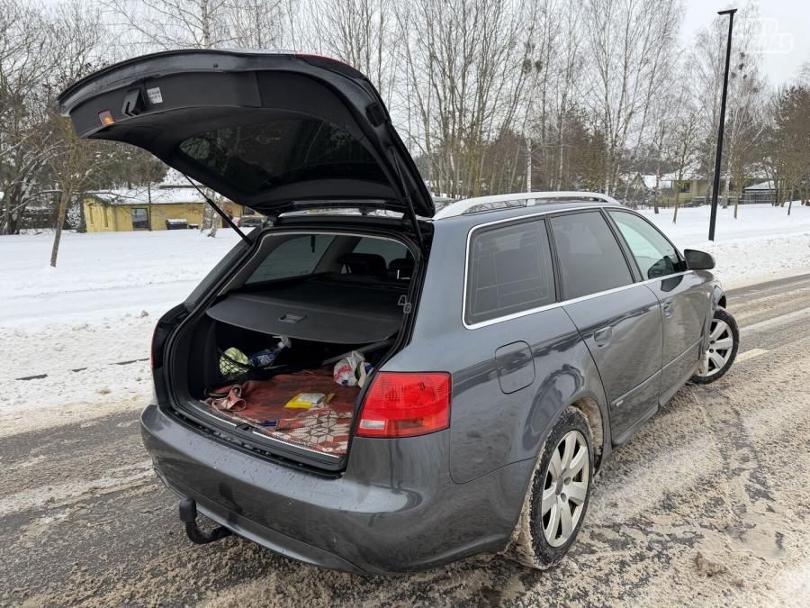 Pelēks Audi A4 2006 Alīta, ar dzinēja tilpumu 2.00 L un nobraukumu 388 tūkst. km par 3150 €, foto 13 vietnē AUTOMOTO.COM.LV