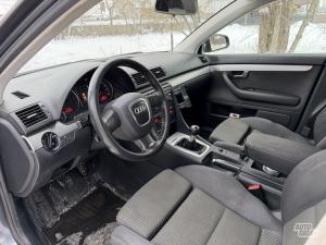 Pelēks Audi A4 2006 Alīta, ar dzinēja tilpumu 2.00 L un nobraukumu 388 tūkst. km par 3150 €, foto 18 vietnē AUTOMOTO.COM.LV