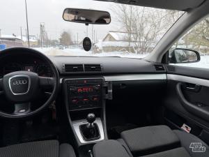 Pelēks Audi A4 2006 Alīta, ar dzinēja tilpumu 2.00 L un nobraukumu 388 tūkst. km par 3150 €, foto 21 vietnē AUTOMOTO.COM.LV