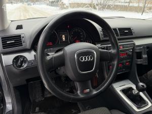 Pelēks Audi A4 2006 Alīta, ar dzinēja tilpumu 2.00 L un nobraukumu 388 tūkst. km par 3150 €, foto 30 vietnē AUTOMOTO.COM.LV