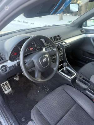 Pelēks Audi A4 2006 Vilkaviškis, ar dzinēja tilpumu 1.99 L un nobraukumu 346 tūkst. km par 2000 €, foto 10 vietnē AUTOMOTO.COM.LV