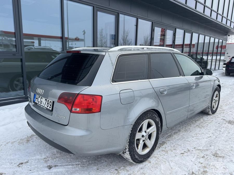 Pelēks Audi A4 2006 Panevēža, ar dzinēja tilpumu 2.00 L un nobraukumu 400 tūkst. km par 1650 €, foto 8 vietnē AUTOMOTO.COM.LV