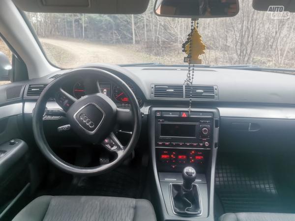 Grey Audi A4 2006 in Panevezys, with an engine capacity of 2.00 L and mileage of 345 thousand km for 1400 €, photo 7 on AUTOMOTO.COM.LV