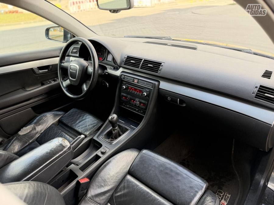 Pelēks Audi A4 2006 Viļņa, ar dzinēja tilpumu 2.00 L un nobraukumu 342 tūkst. km par 2350 €, foto 10 vietnē AUTOMOTO.COM.LV