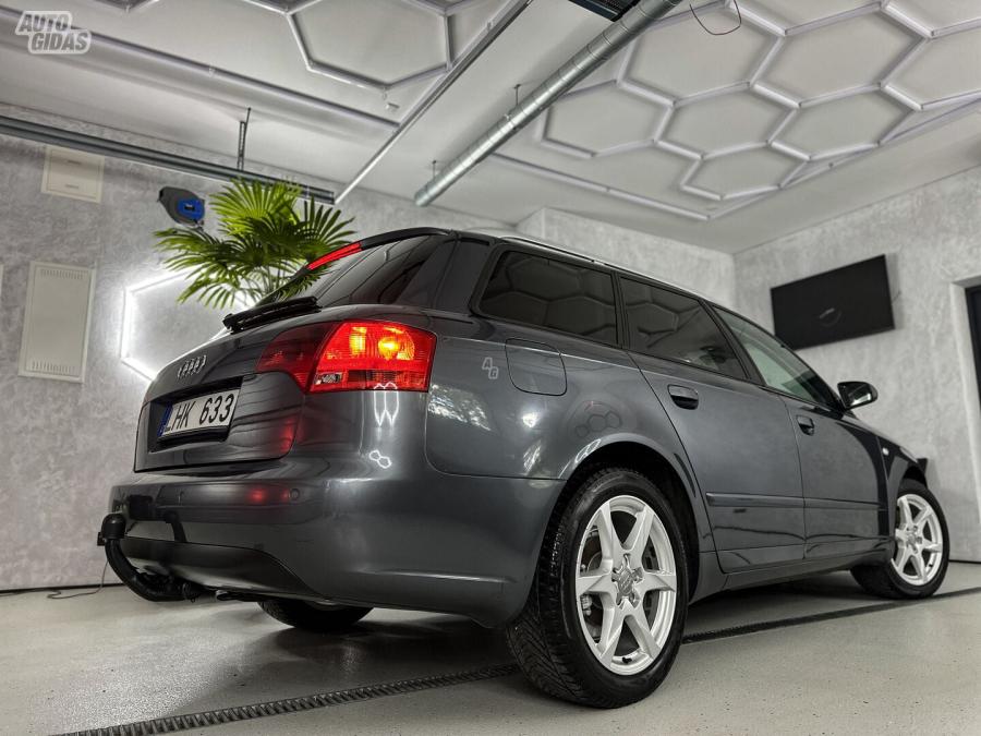 Pelēks Audi A4 2006 Kauņa, ar dzinēja tilpumu 1.90 L un nobraukumu 301 tūkst. km par 3750 €, foto 3 vietnē AUTOMOTO.COM.LV