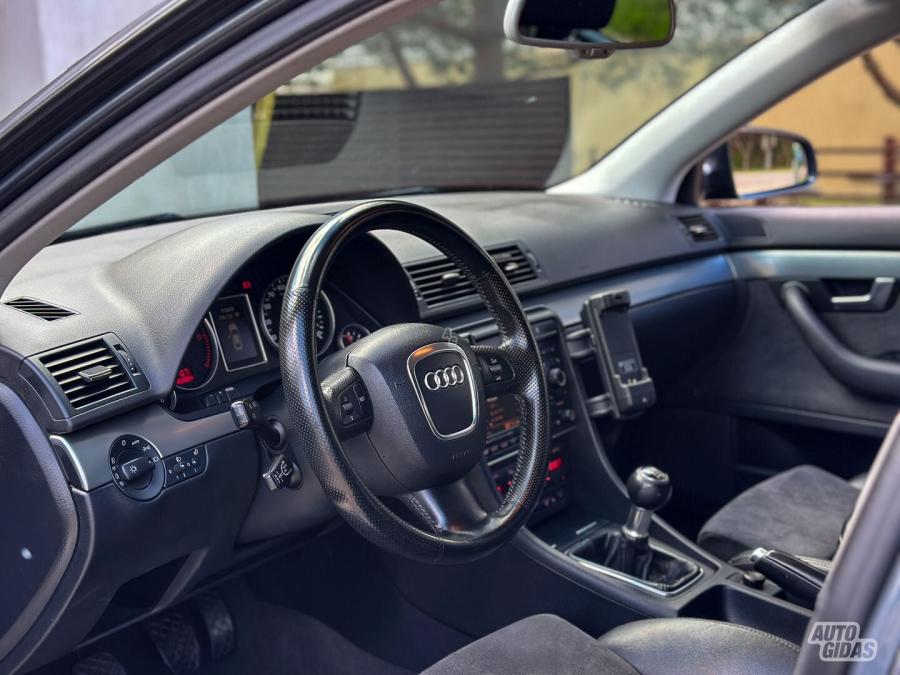 Pelēks Audi A4 2006 Kauņa, ar dzinēja tilpumu 1.90 L un nobraukumu 301 tūkst. km par 3750 €, foto 31 vietnē AUTOMOTO.COM.LV