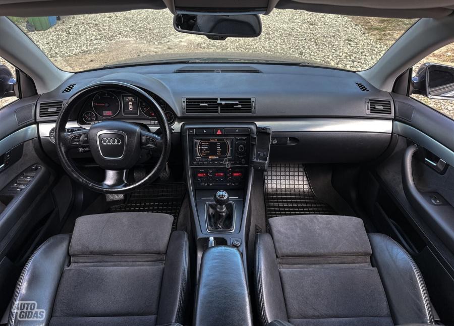 Pelēks Audi A4 2006 Kauņa, ar dzinēja tilpumu 1.90 L un nobraukumu 301 tūkst. km par 3750 €, foto 27 vietnē AUTOMOTO.COM.LV