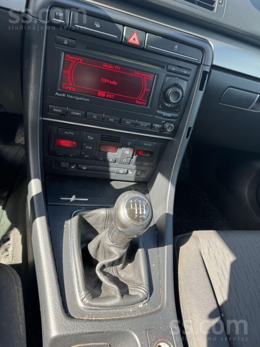 Grey Audi A4 2006 in Bauska, with an engine capacity of 2.70 L and mileage of 0 thousand km for 1750 €, photo 8 on AUTOMOTO.COM.LV