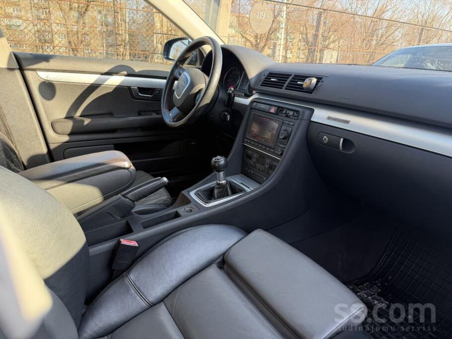 Grey Audi A4 2006 in Riga, with an engine capacity of 2.00 L and mileage of 216 thousand km for 4800 €, photo 11 on AUTOMOTO.COM.LV